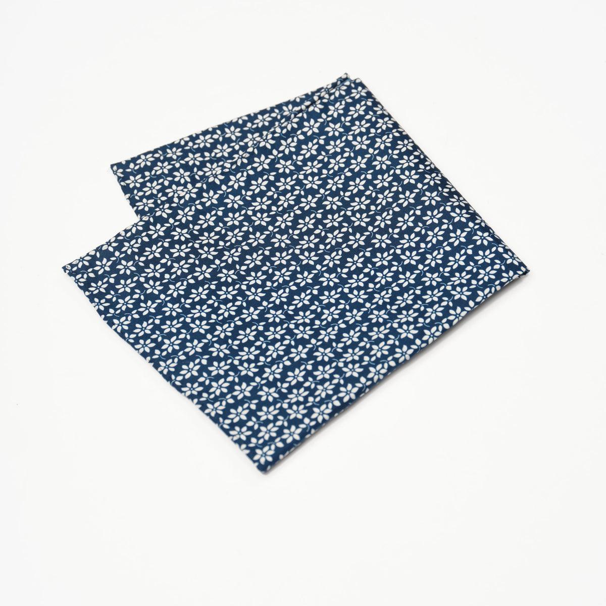 Floral handkerchief – Sacoor Brothers Singapore